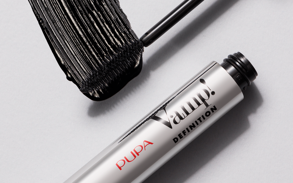 VAMP! DEFINITION MASCARA - Neskutečný objem, definované řasy. - PUPA Milano